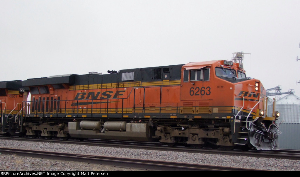 BNSF 6263